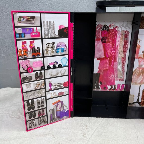 Mattel | Toys | Barbie Fashionista 21 Storage Carrying Case Closet ...